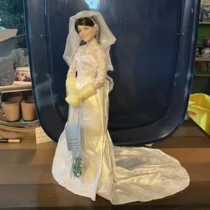 Danbury Mint | Other | Danbury Mint The Princess Kate Bride Doll | Poshmark